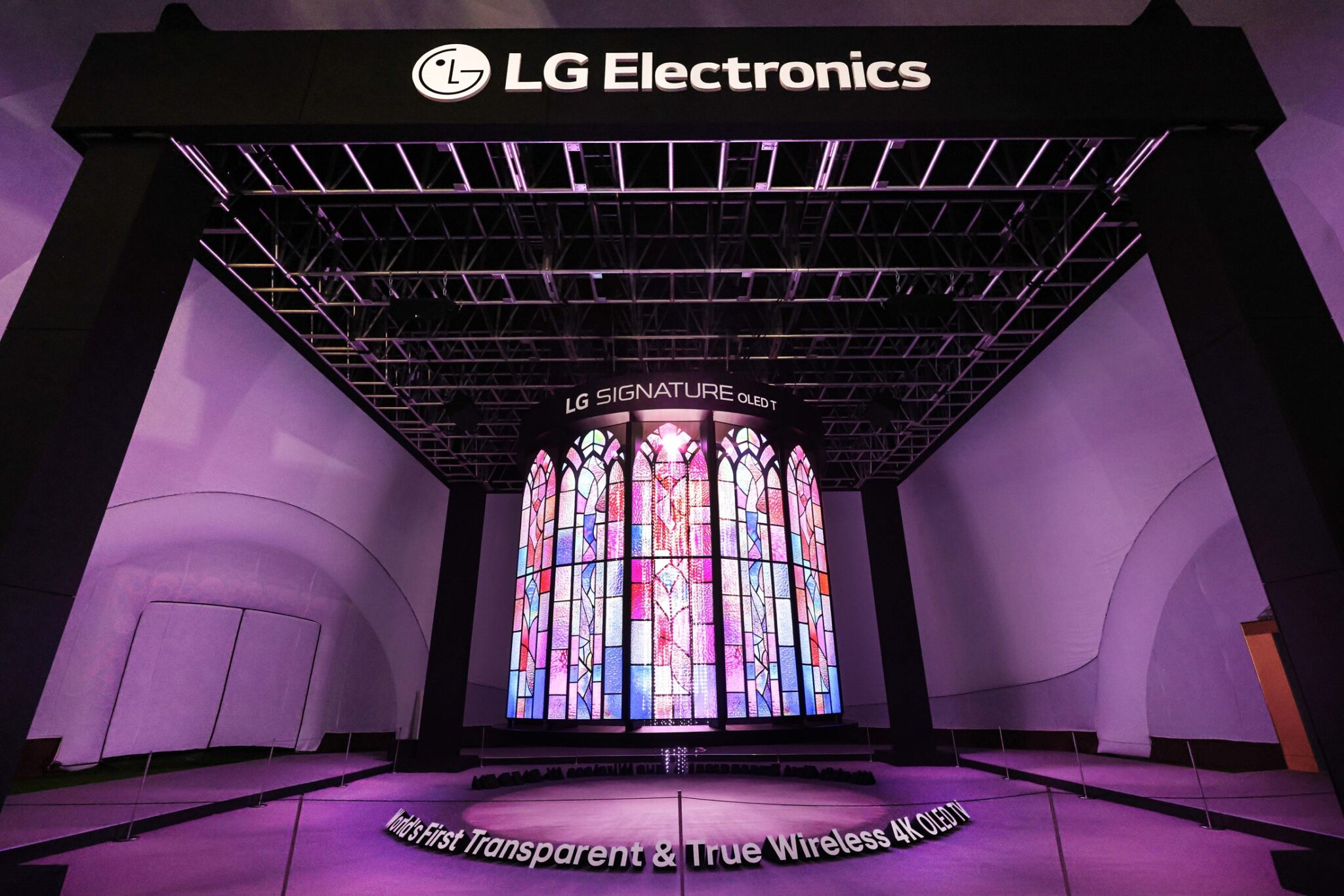 LG MS_SIGNATURE OLED T AT APEC_1 – LG NEWSROOM